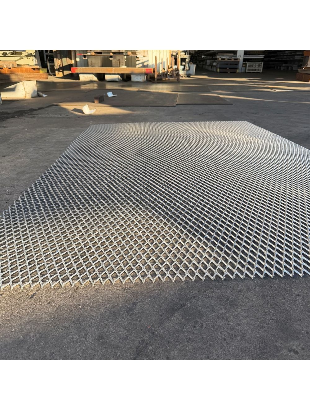 5' x 8' x 3/4" #9 Galvanized Expanded Metal